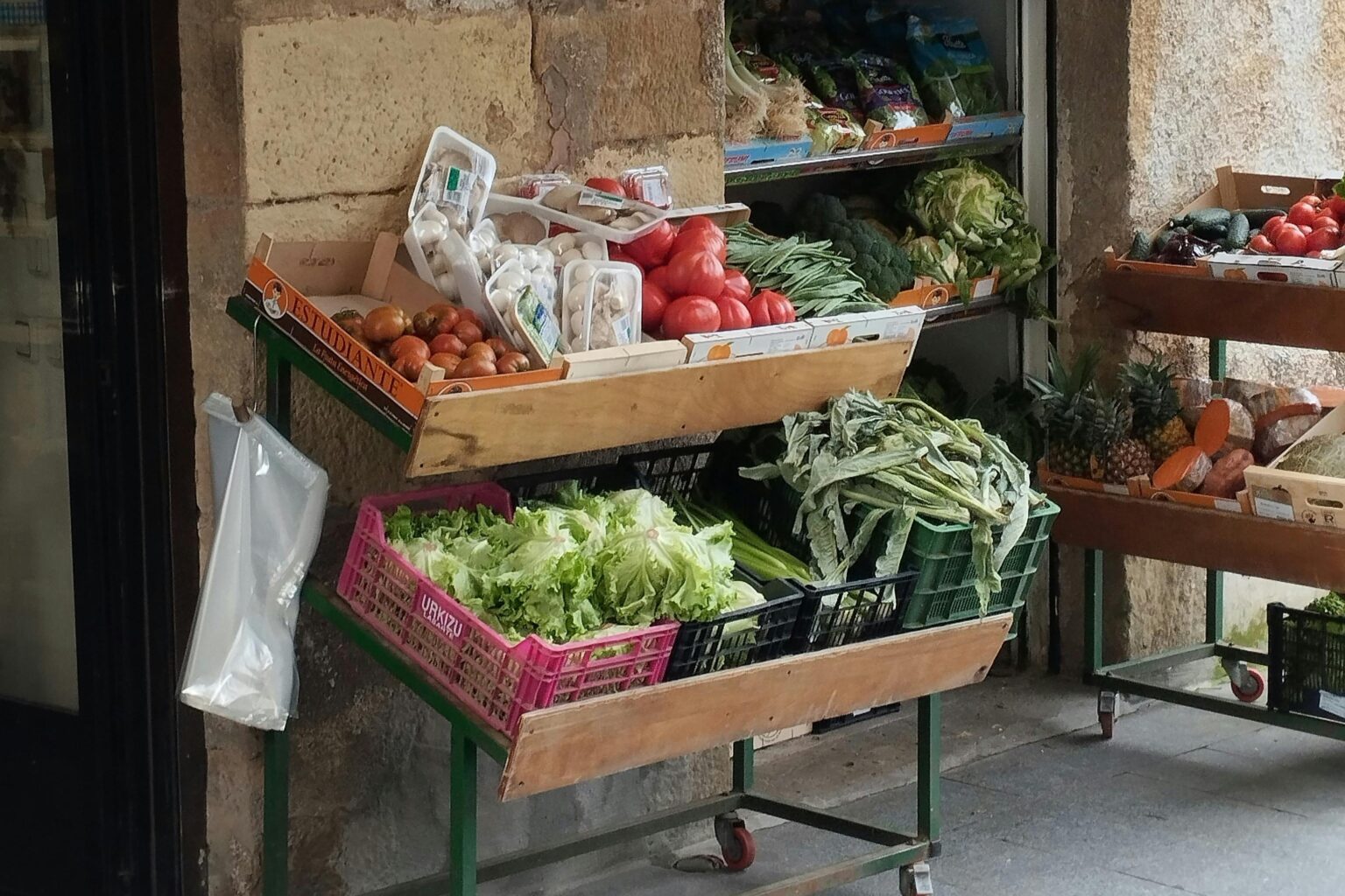 VAT removal on 16 Food Categories announced by Finance Ministry - 103.1FM